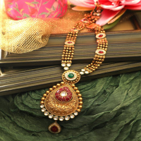 Exquisite Gold Jewelry for Women: Elegance and Glamour | Shop Now